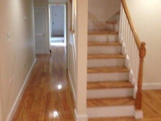 house with 11 bedroom, Boston MA ES104835737