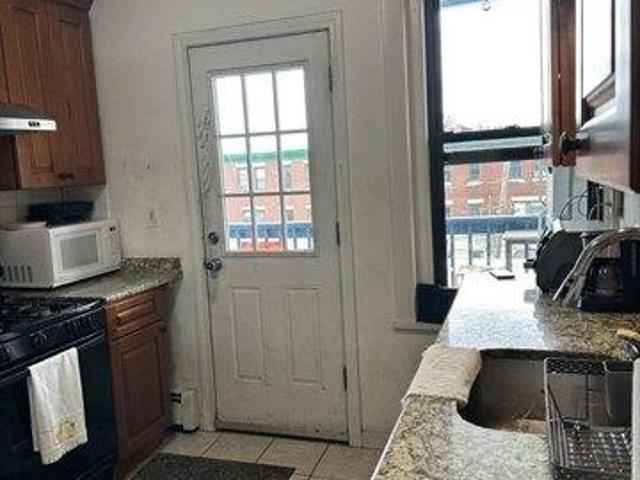 house with 11 bedroom, Boston MA ES104870084