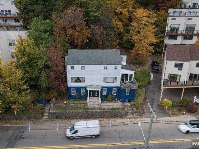 house with 11 bedroom, Edgewater NJ DS102216984