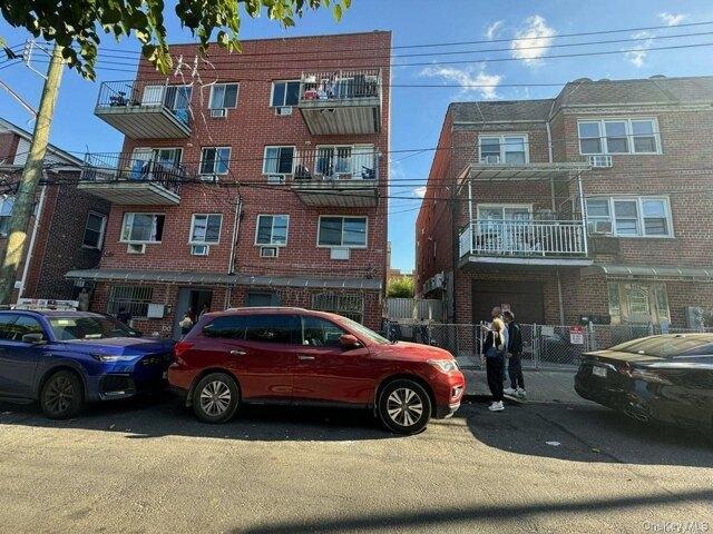 house with 11 bedroom, Elmhurst NY ES104907819