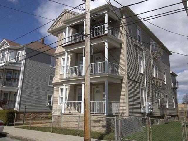 house with 11 bedroom, Fall River MA ES103098003