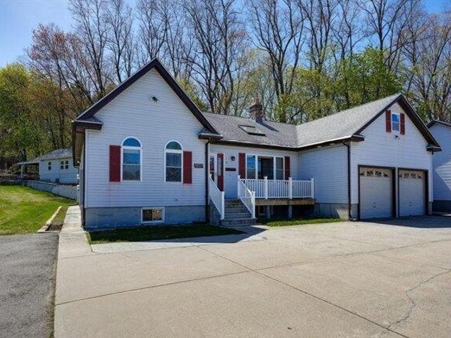 house with 11 bedroom, Hudson MA DS104112247