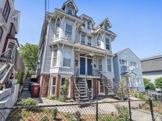 house with 11 bedroom, Lowell MA ES104605546