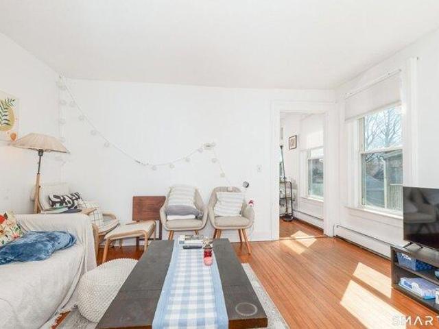 house with 11 bedroom, New Haven CT DLS101707404