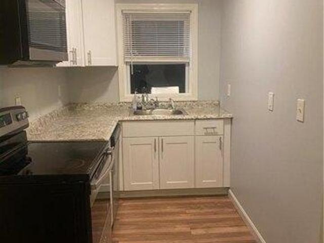 house with 11 bedroom, Pawtucket RI ES103851691