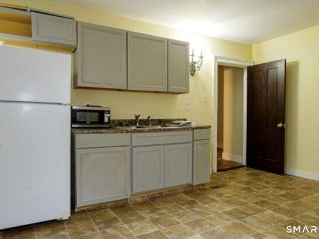 house with 11 bedroom, Plainfield CT DS102824469