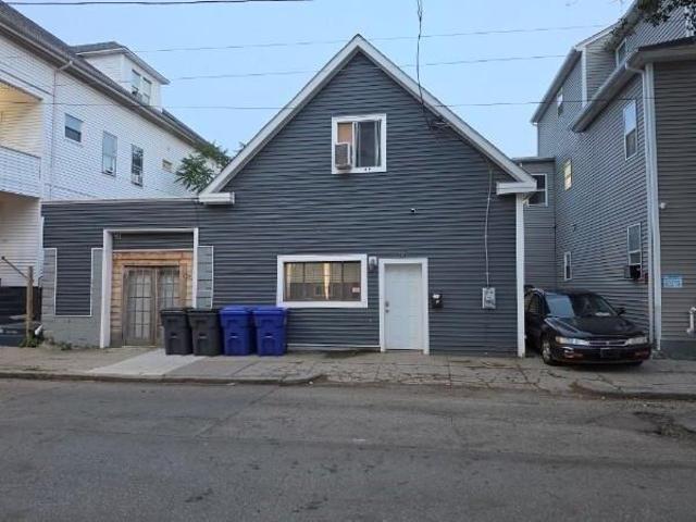 house with 11 bedroom, Providence RI ES103887324