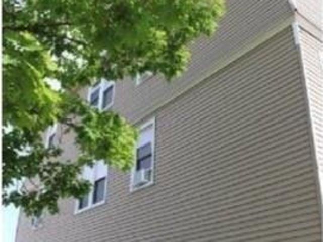 house with 11 bedroom, Providence RI ES104077127