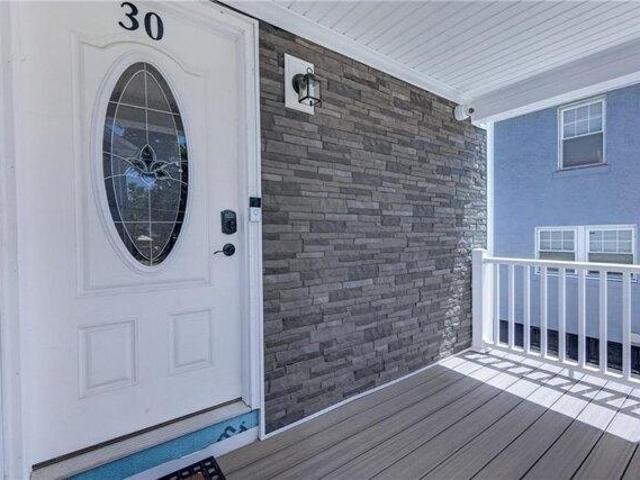 house with 11 bedroom, Providence RI ES104116991