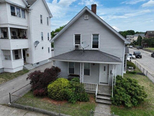 house with 11 bedroom, Woonsocket RI DS104330365