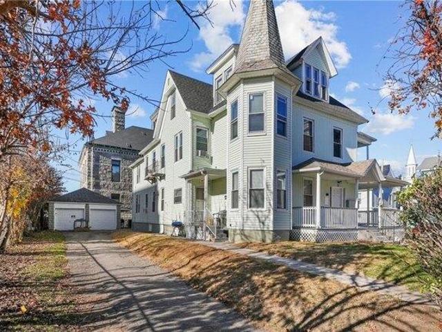 house with 11 bedroom, Woonsocket RI ES104810622