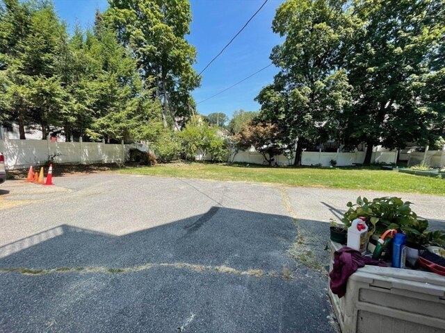 house with 11 bedroom, Worcester MA ES105125427