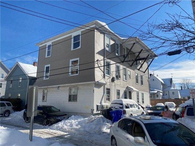 house with 12 bedroom, Central Falls RI DLS101574738
