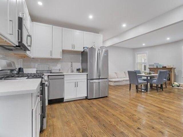 house with 12 bedroom, Boston MA DS103444949