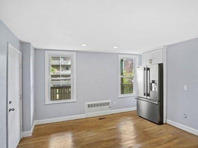 house with 12 bedroom, Boston MA ES104044731