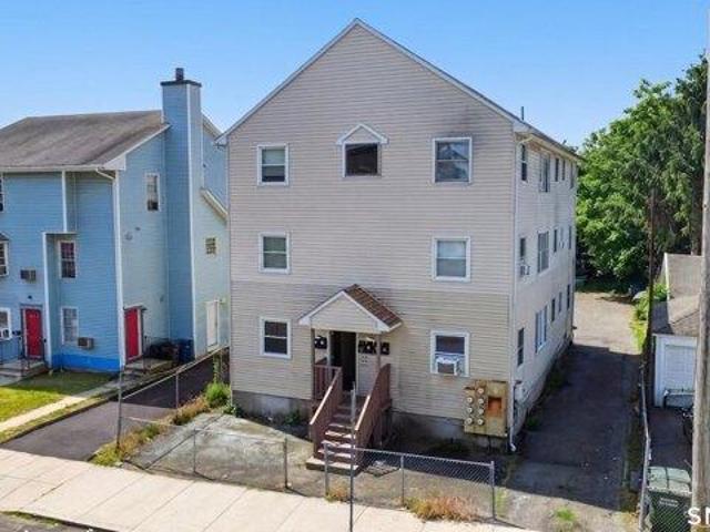 house with 12 bedroom, Bridgeport CT ES104299026