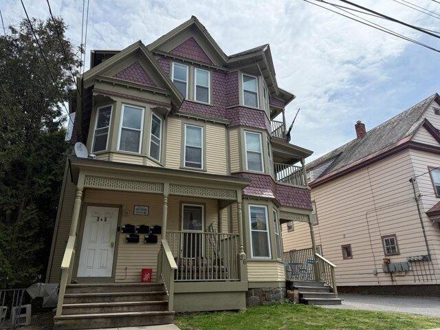 house with 12 bedroom, Burlington VT DS102254155