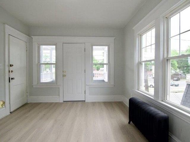 house with 12 bedroom, East Longmeadow MA ES104043458