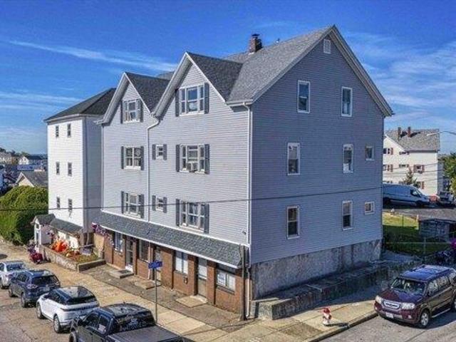 house with 12 bedroom, Fall River MA DLS102371723