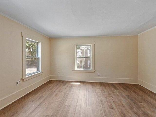 house with 12 bedroom, Fitchburg MA DS103074358