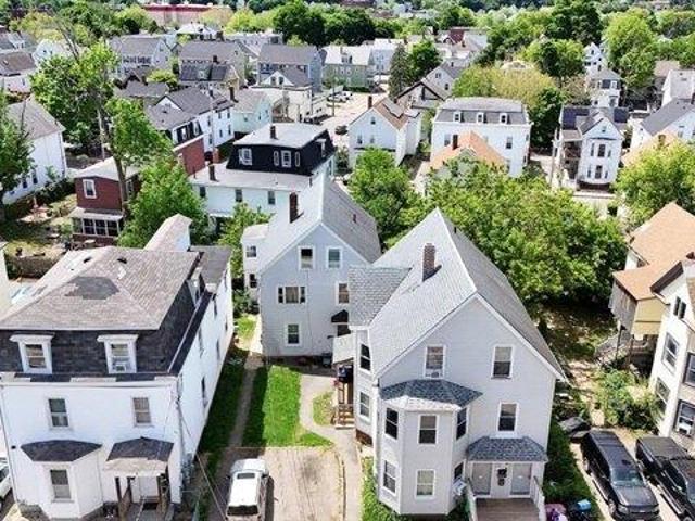 house with 12 bedroom, Haverhill MA DLS102725139