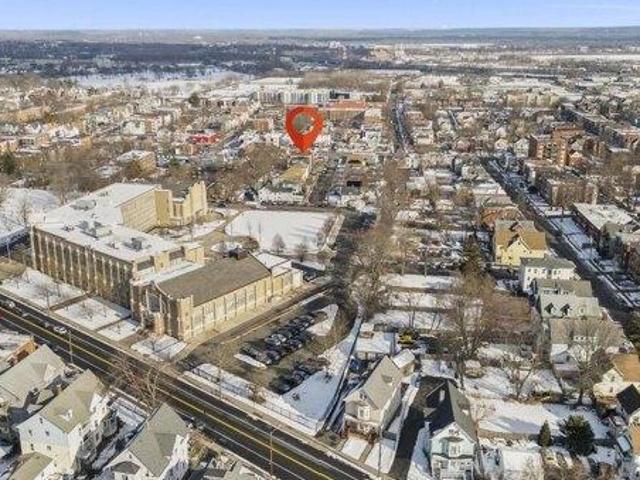 house with 12 bedroom, Hartford CT DS101999372