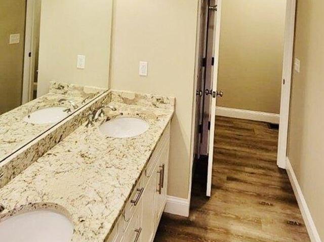 house with 12 bedroom, Lowell MA DS104148914