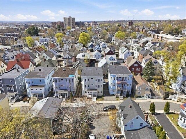 house with 12 bedroom, Malden MA ES103930344