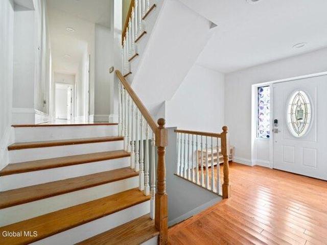 house with 12 bedroom, Middletown NY DS102279895