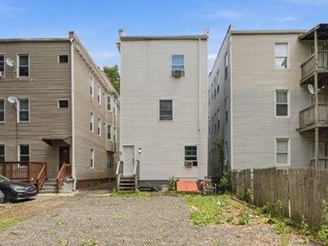 house with 12 bedroom, New Haven CT ES105113368