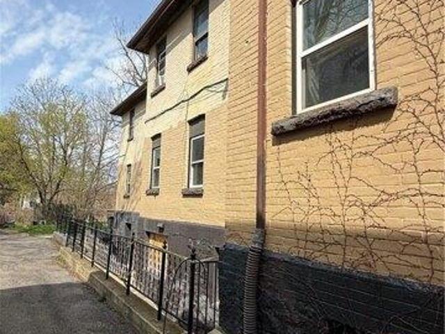 house with 12 bedroom, Niagara Falls NY ES103603910