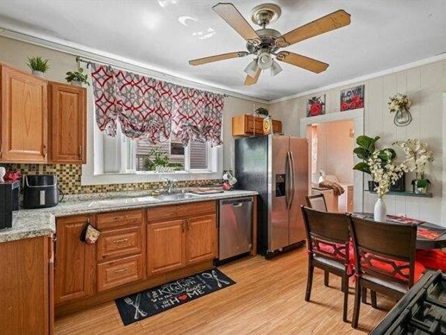 house with 12 bedroom, Somerville MA DS103885343