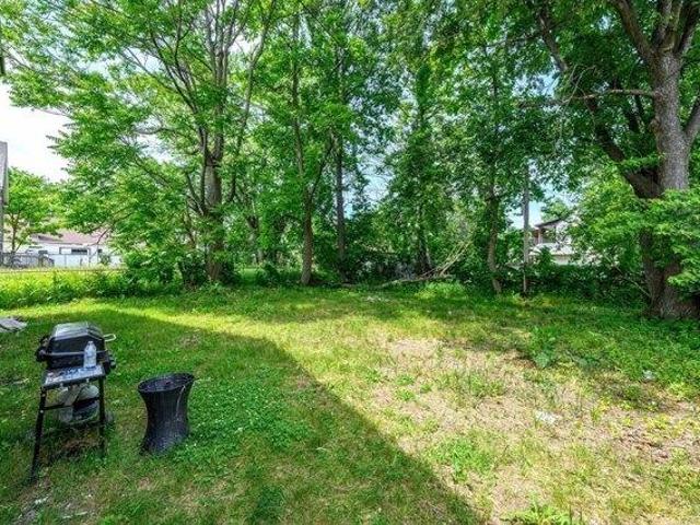 house with 12 bedroom, Springfield MA ES105082934