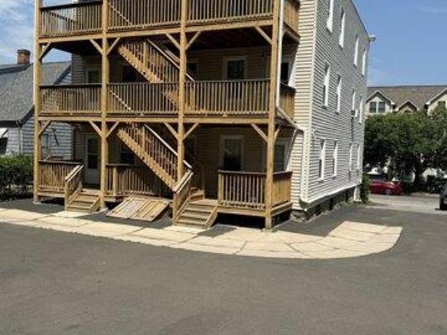 house with 12 bedroom, Stamford CT ES105140017