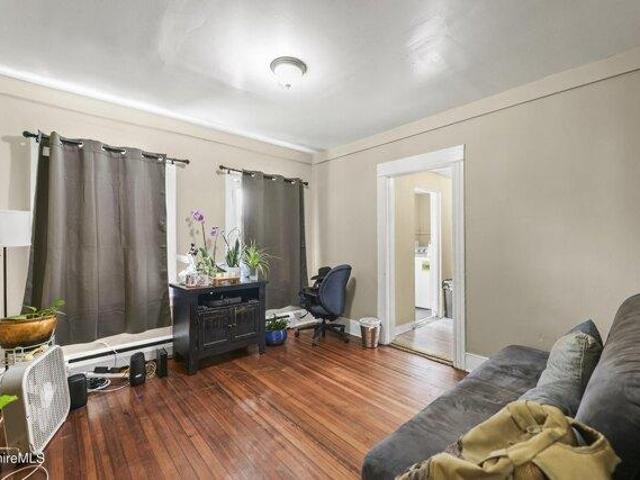 house with 12 bedroom, Pittsfield MA ES104790617