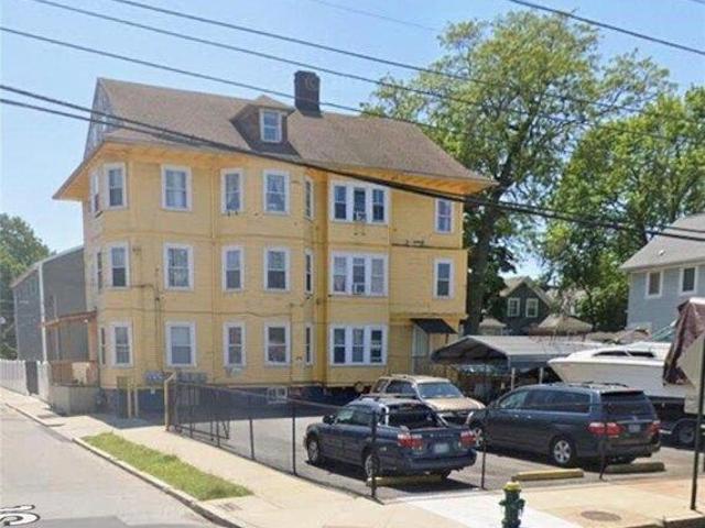 house with 12 bedroom, Providence RI DLS102027142