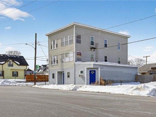 house with 12 bedroom, Woonsocket RI DS101897275