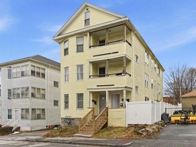 house with 12 bedroom, Worcester MA DS104480270
