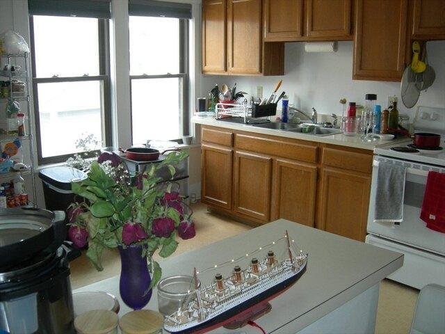 house with 12 bedroom, Worcester MA ES104189660