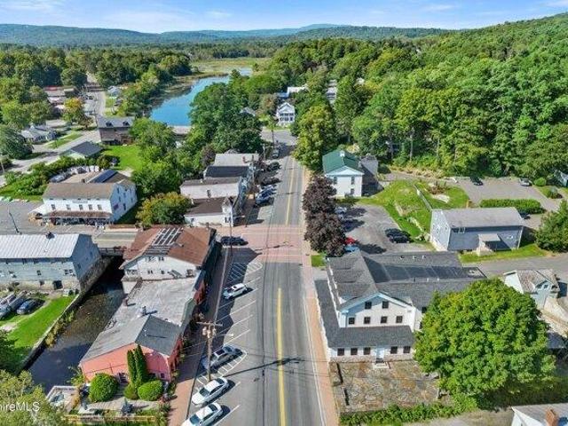 house with 12 bedroom, West Stockbridge MA ES103073959
