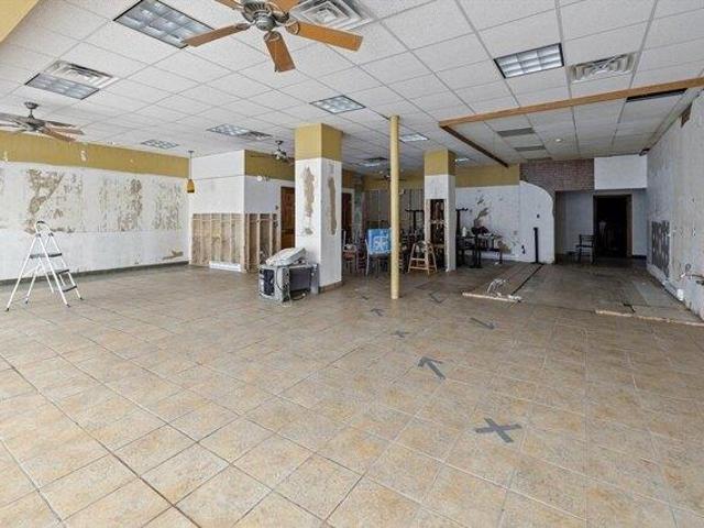 house with 13 bedroom, Orange MA ES103497830