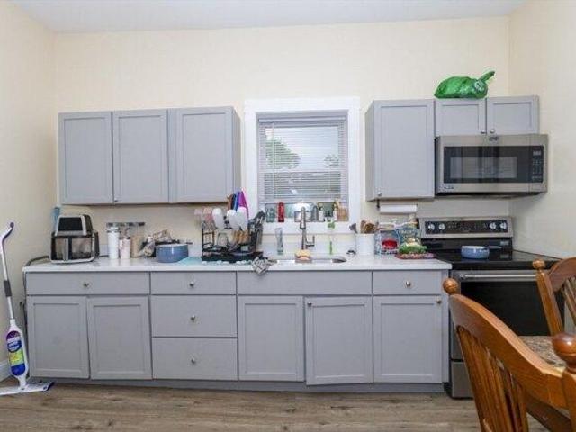 house with 13 bedroom, Lynn MA ES104608381