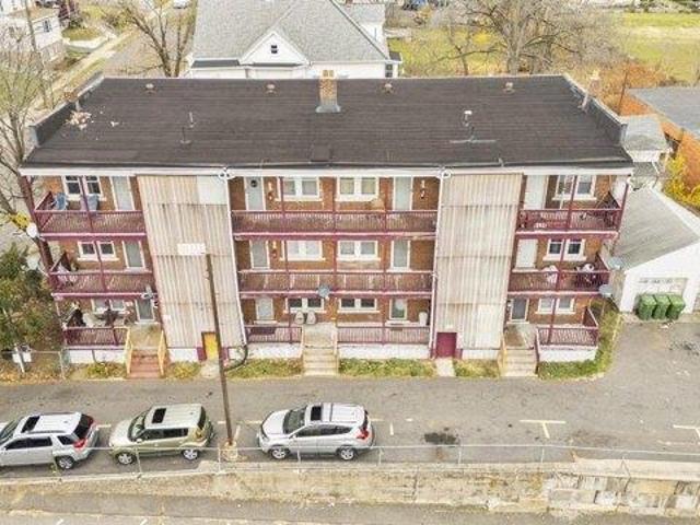 house with 13 bedroom, New Britain CT DS102344461