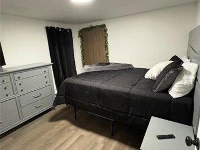 house with 13 bedroom, Providence RI ES105207116