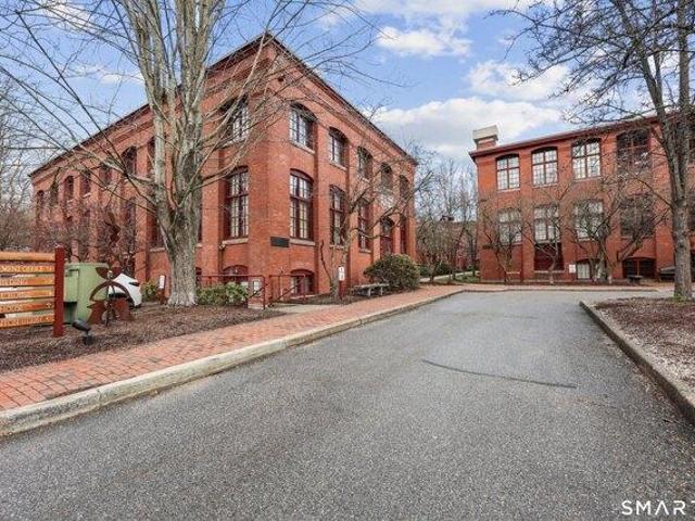 house with 1 bedroom, Torrington CT DLS102255543