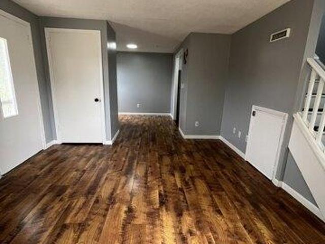 house with 1 bedroom, Vernon CT ES105107623