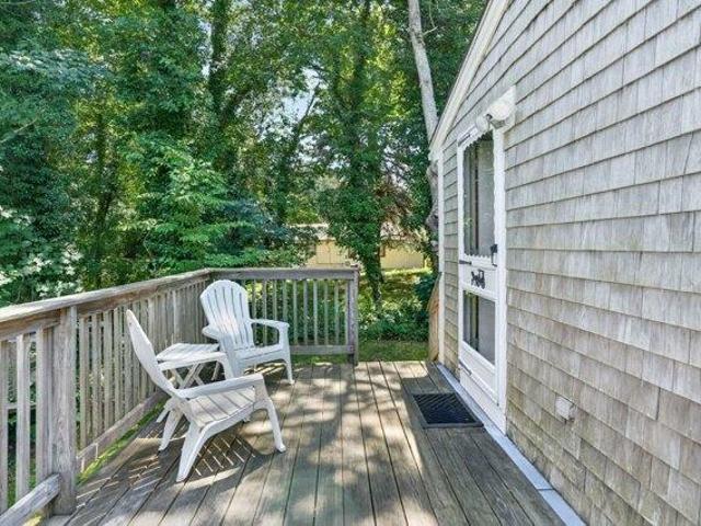 house with 1 bedroom, Vineyard Haven MA ES104570891