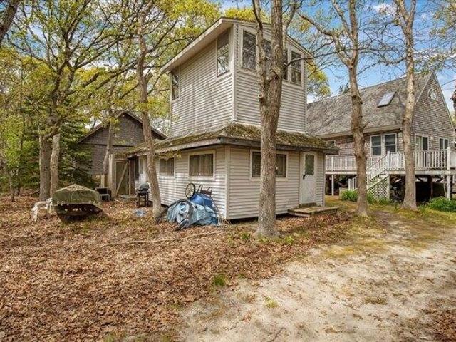house with 1 bedroom, Wareham MA DLS102822868