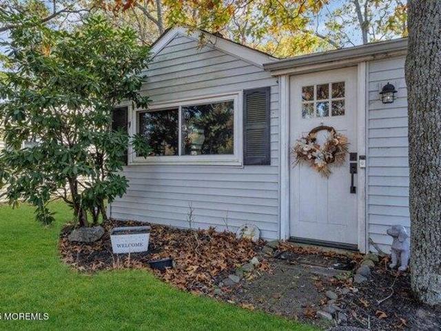 house with 1 bedroom, Waretown NJ ES105204240