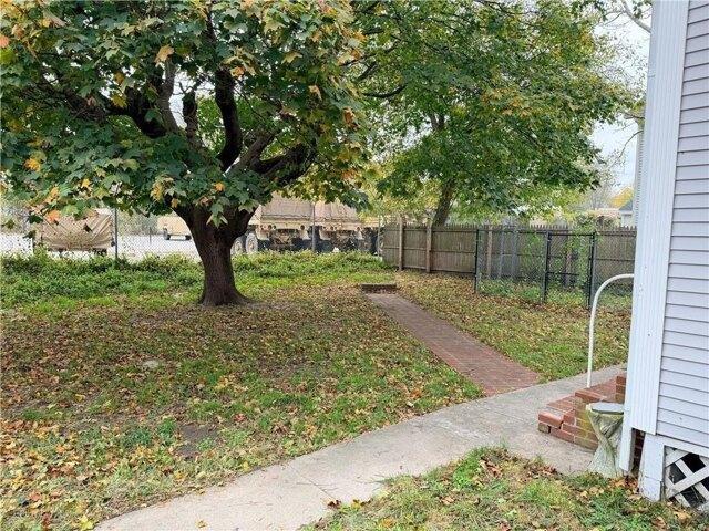 house with 1 bedroom, Warren RI DLS102959379